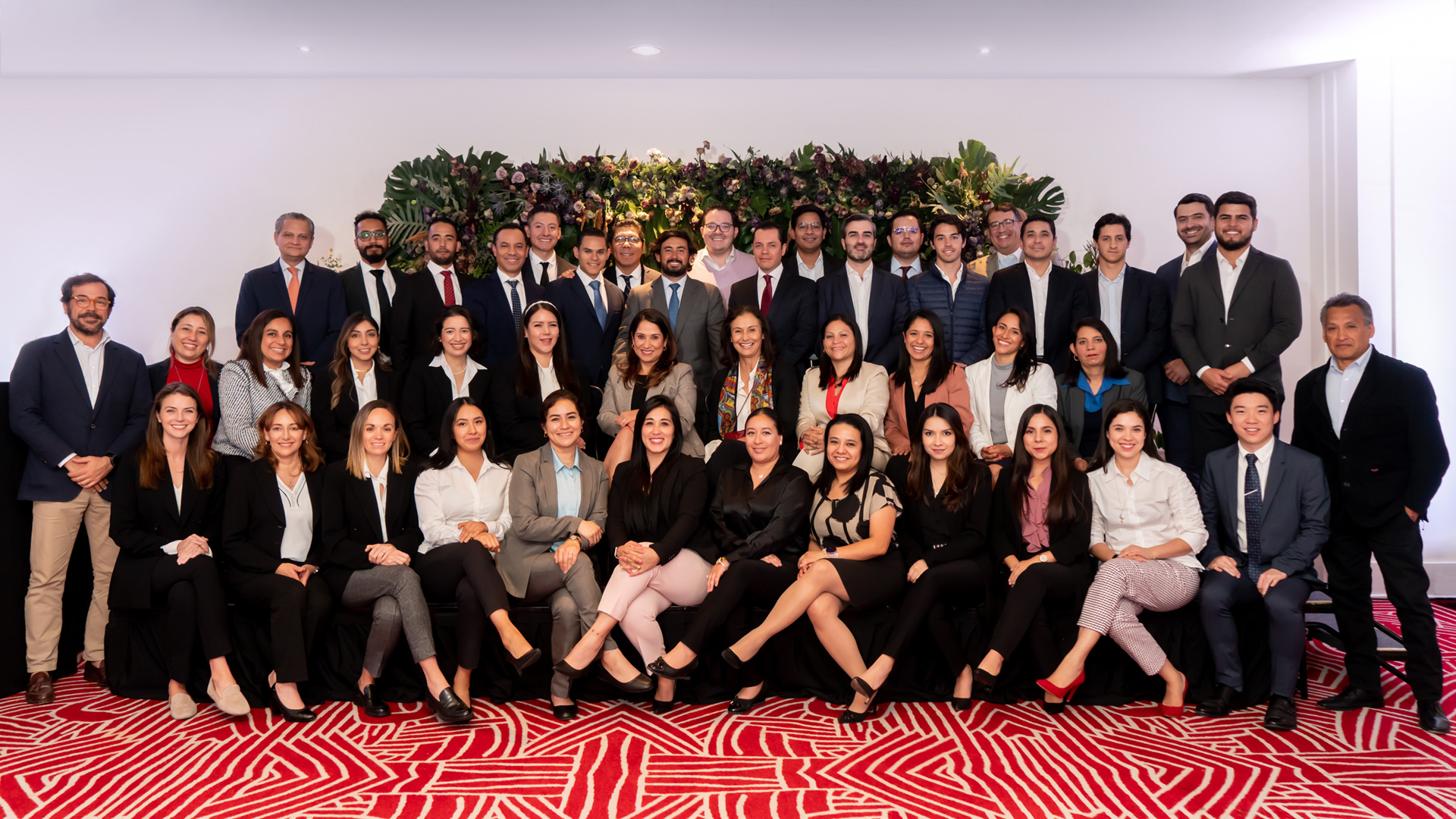 RLH Carreras - RLH Properties